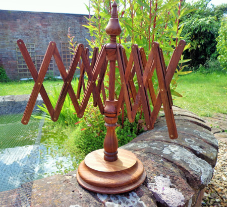 Belinda Harris-Reid hand-made lovely things - sheesham wood swift ...